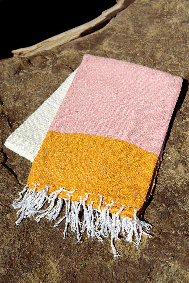 Sunrise Throw – Sundream
